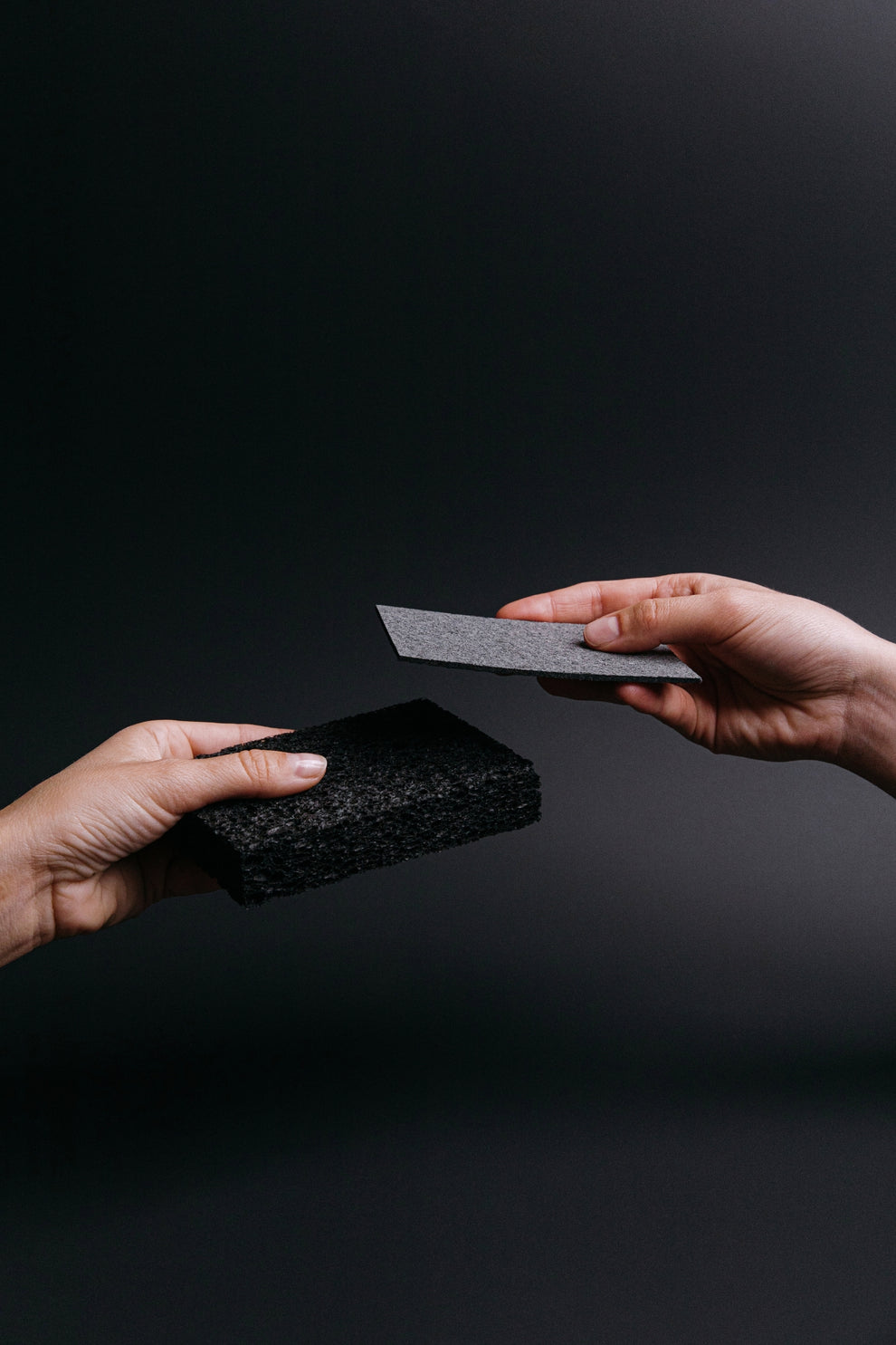 Black Pop-Up Kitchen Sponges – black:basic